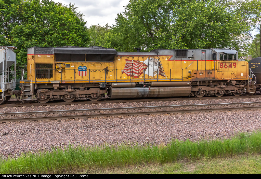 UP 8649, EMD SD70ACe, working as a Mid-Train DPU unit
